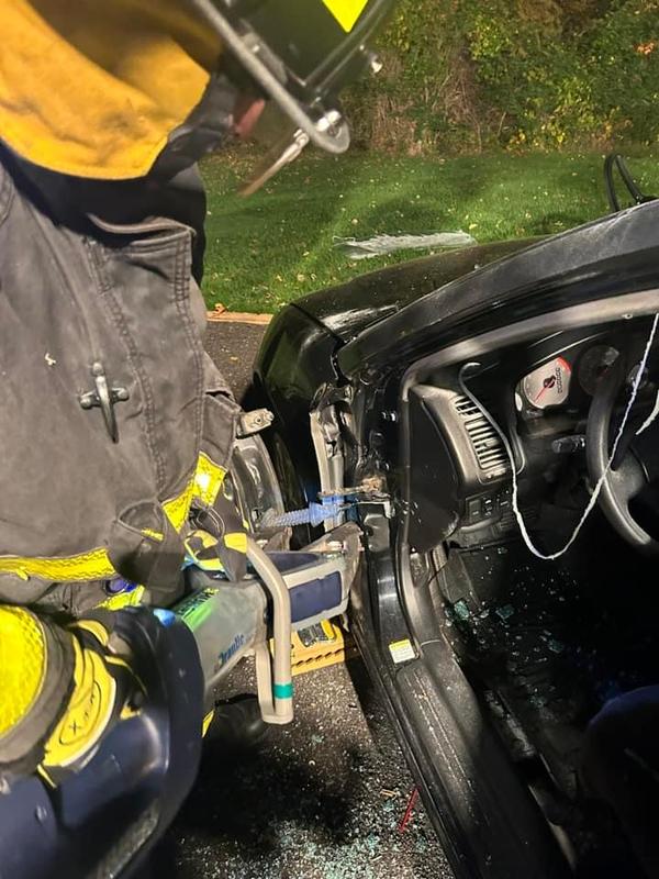 **VEHICLE EXTRICATION DRILL** Last night during our weekly drill, SVFD ...