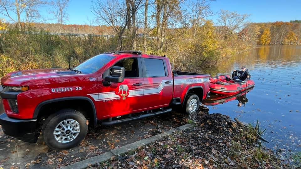The SVFD marine unit took advantage of a SPECTACULAR fall day to get in ...